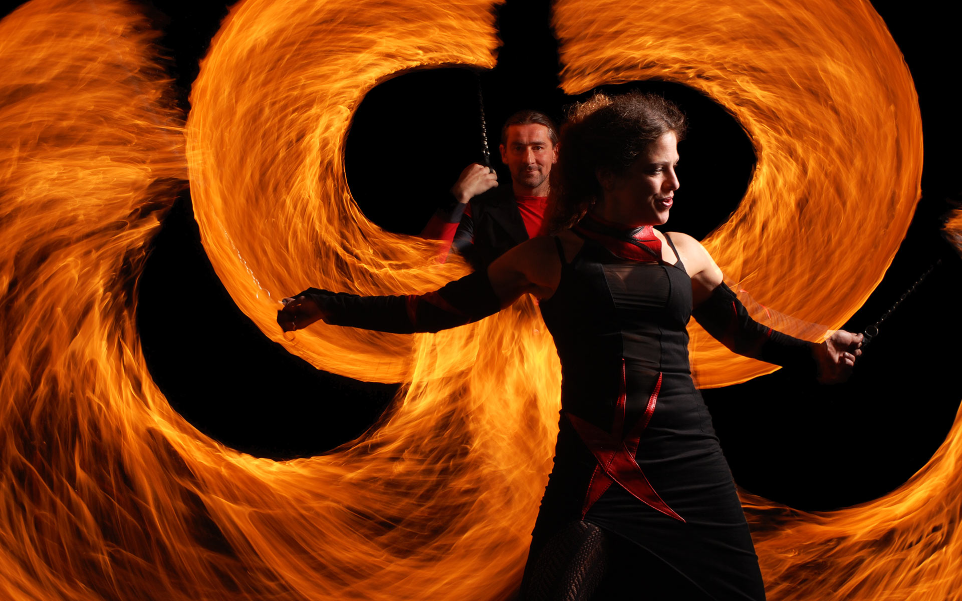 die Feuertänzer | Lemmi - Feuershow und LED-Show